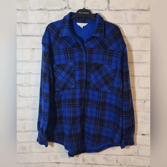 Time and Tru | Tops | Royal Blue Plaid Fleece Lined Flannel Shacket Med ...